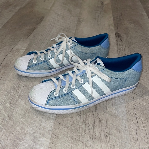 adidas | Shoes | Adidas Classic Sneakers | Poshmark